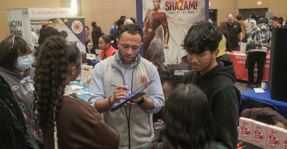 MPS job fair for seniors is April 19 - Milwaukee Times Weekly Newspaper