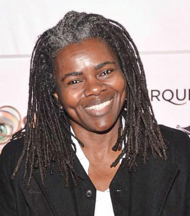 Tracy Chapman becomes first black female recipient of CMA’s Song of the ...
