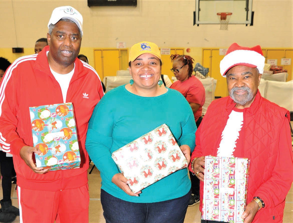 Northcott Neighborhood House gifts home cooked meals and gifts to ...