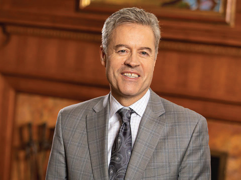 UW-Milwaukee chancellor to step down - Milwaukee Times Weekly Newspaper